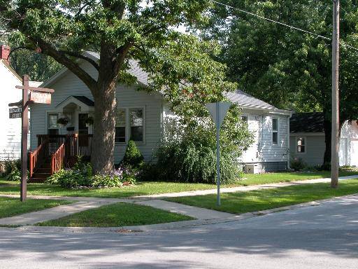 1447 Elizabeth, Crete, IL 60417