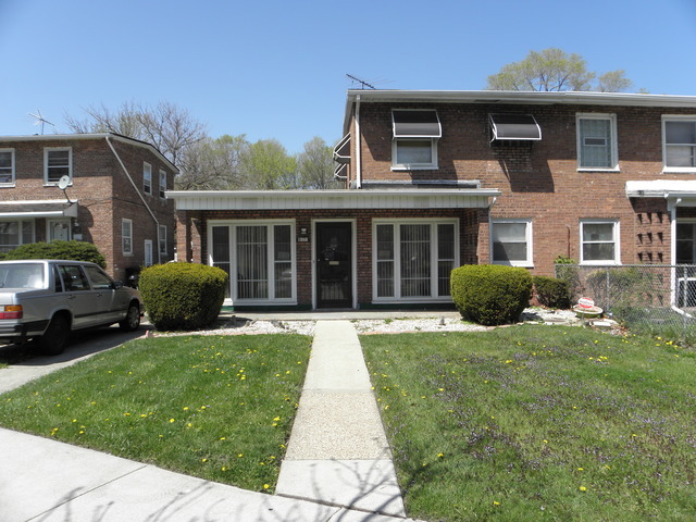 9171 S Burnside, Chicago, IL 60619 - West Chesterfield