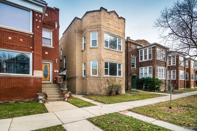 4527 N Troy, Chicago, IL 60625 - Albany Park