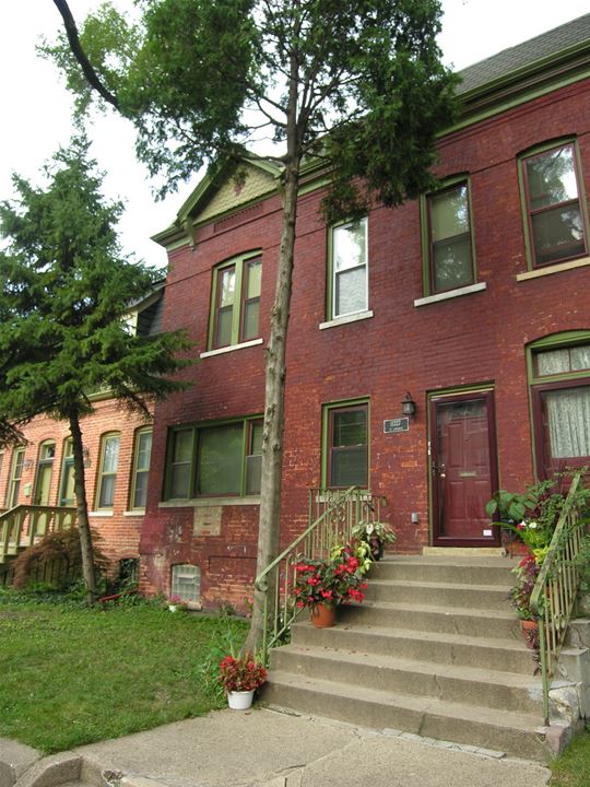 11327 S St Lawrence, Apt 1, Chicago, IL 60628 - Pullman