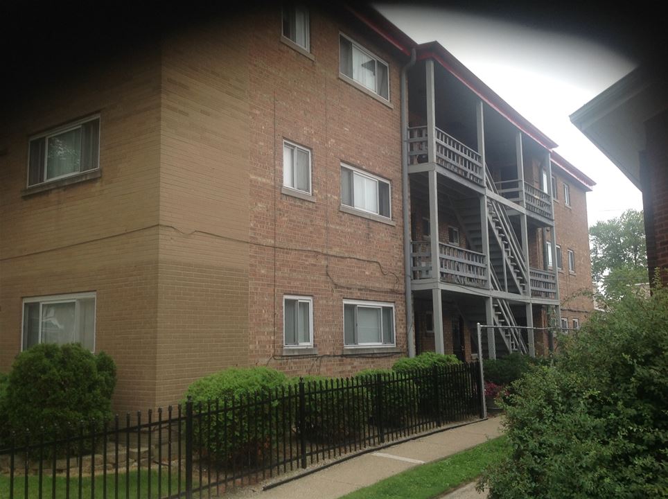 8020 S Yates, Chicago, IL 60617 - South Chicago