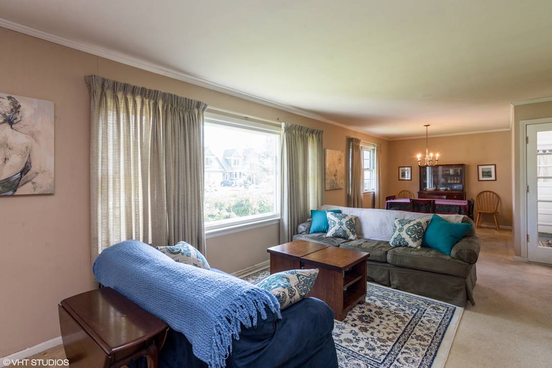 1826 George, Glenview, IL 60025