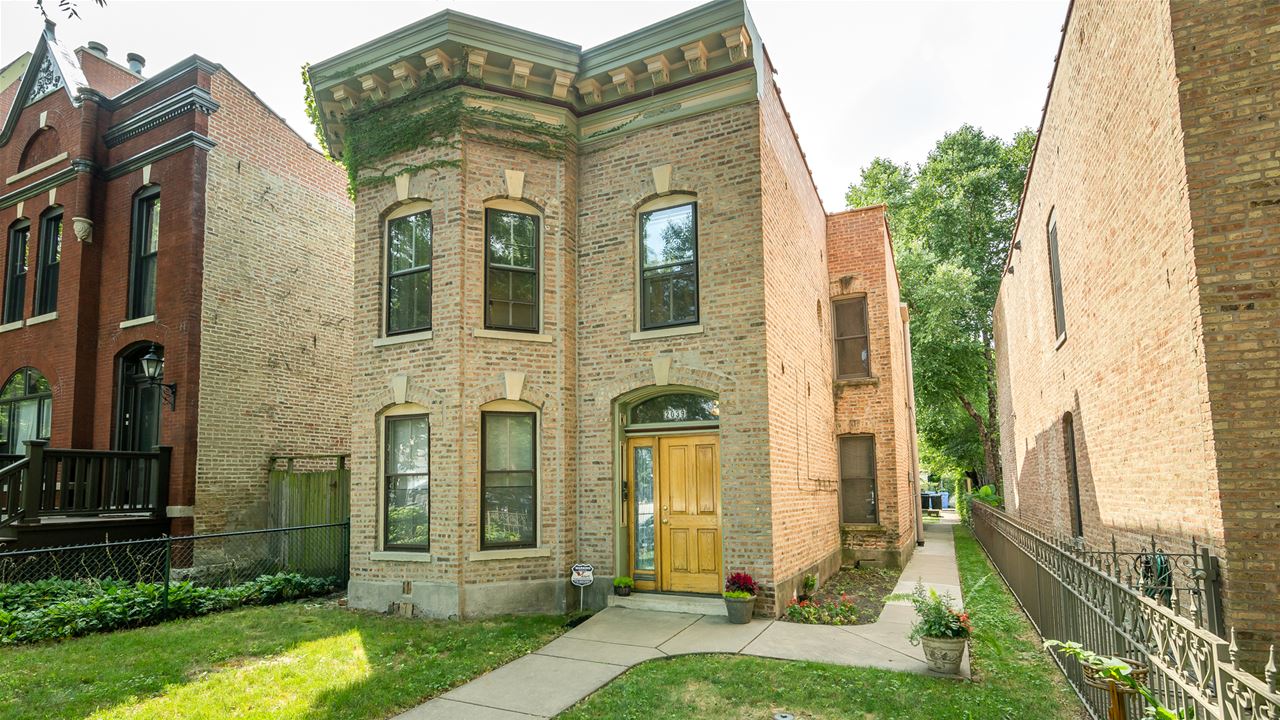 2039 W Evergreen, Chicago, IL 60622 - Wicker Park