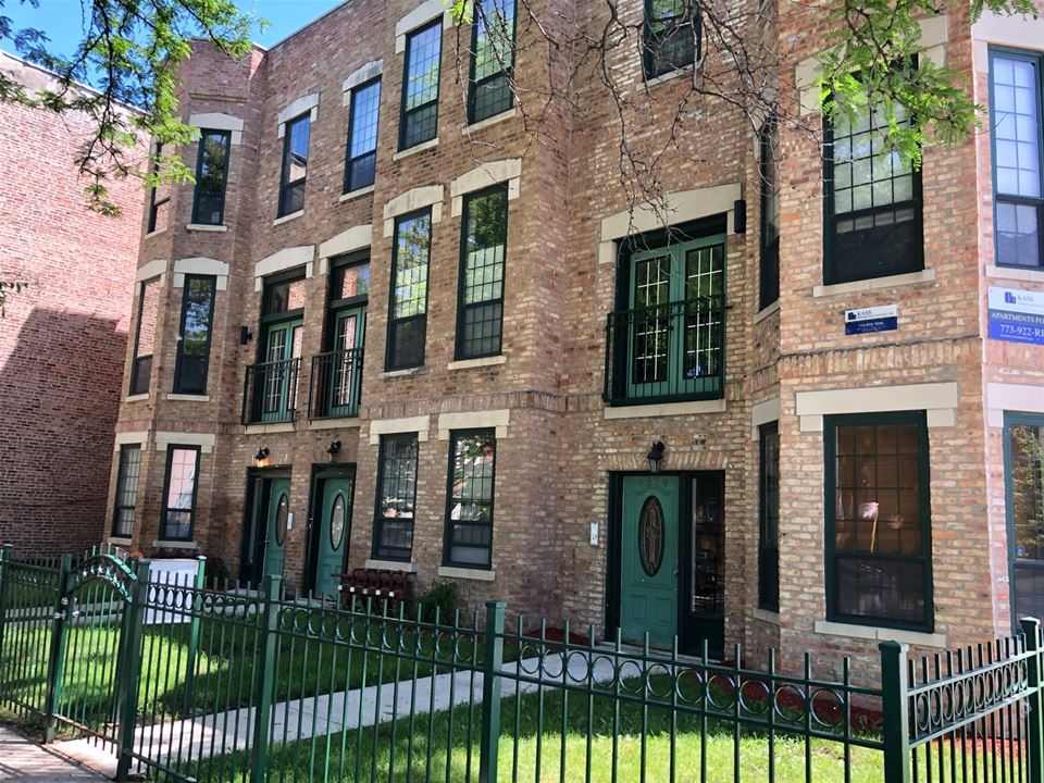 4355 S St Lawrence, Chicago, IL 60653 - Bronzeville