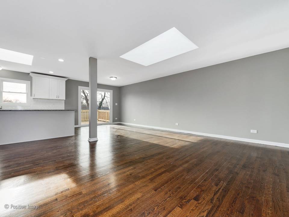 18844 May, Homewood, IL 60430