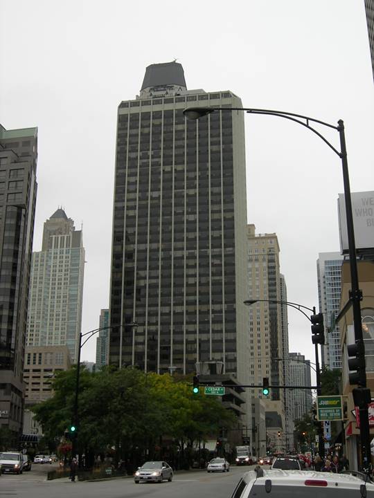 2 E Oak, Apt 1708, Chicago, IL 60611 - Gold Coast