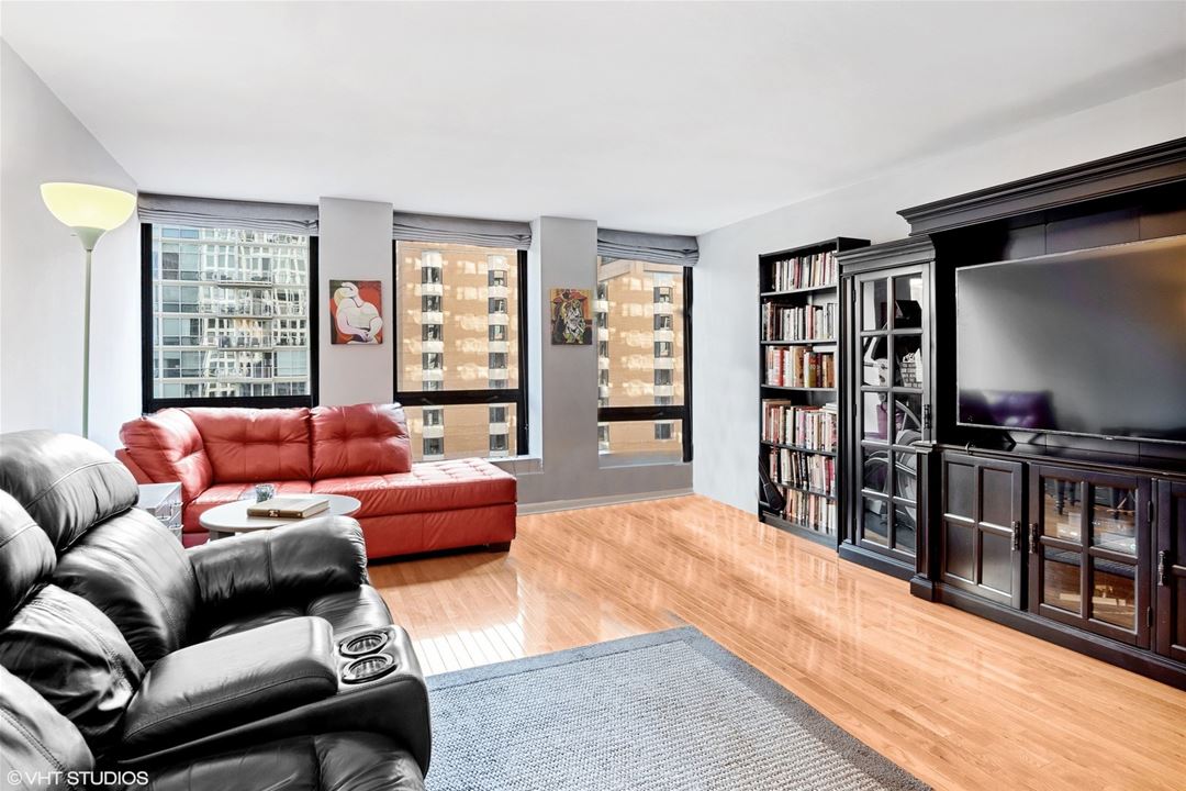 260 E Chestnut, Unit 1707, Chicago, IL 60611 - Streeterville