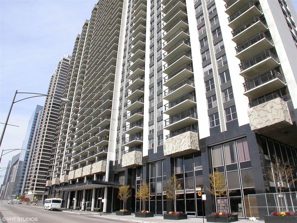 400 E Randolph, Apt 3317, Chicago, IL 60601 - New Eastside
