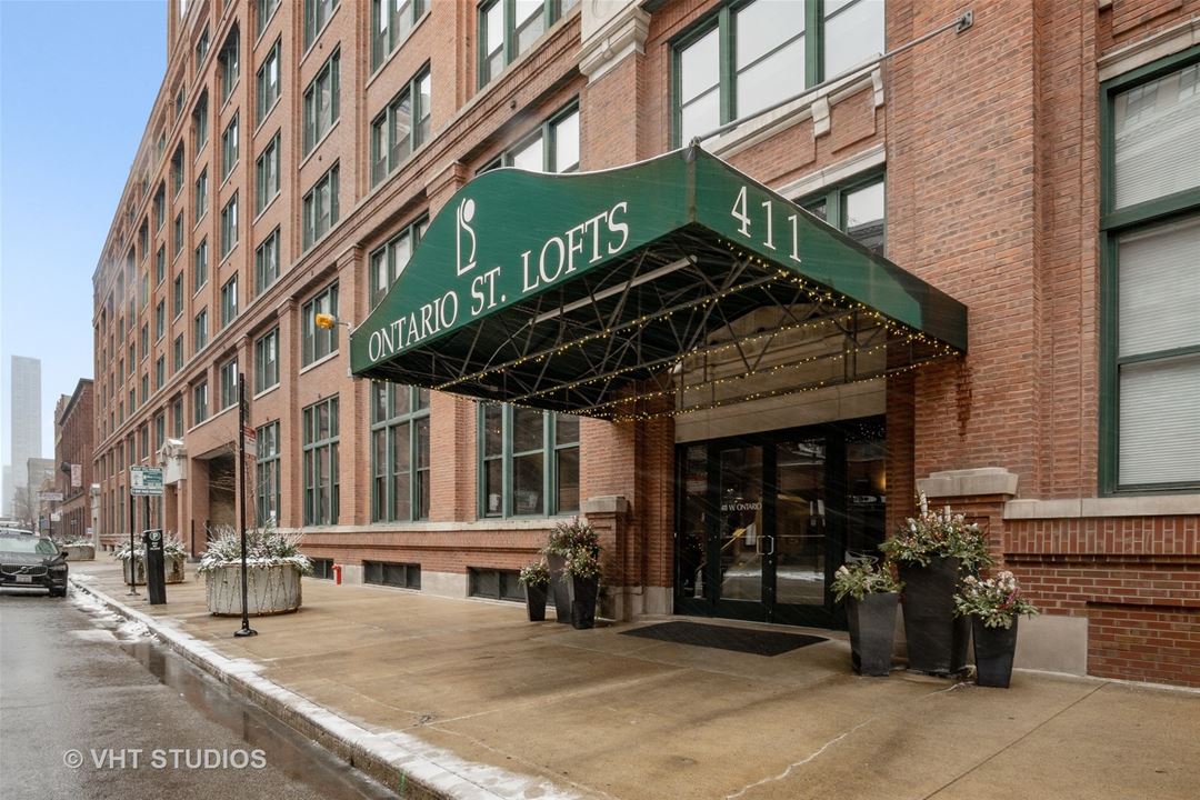 411 W Ontario, Unit 411, Chicago, IL 60654 - River North