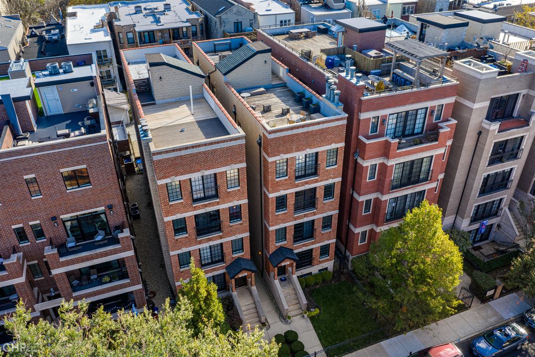 3723 N Wilton, Unit 2, Chicago, IL 60613 - Lakeview