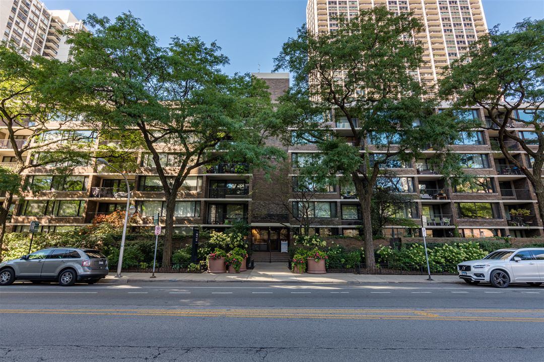 1555 N Sandburg, Unit 411K, Chicago, IL 60610 - Old Town