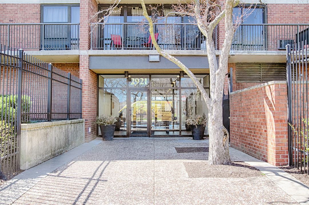 2921 S Michigan, Unit 414, Chicago, IL 60616 - South Commons