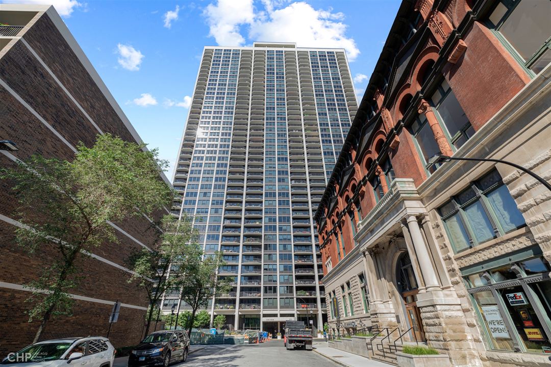 1560 N Sandburg, Unit 2003J, Chicago, IL 60610 - Old Town