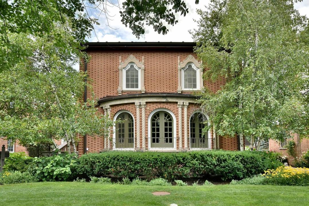 804 S Fairview, Park Ridge, IL 60068