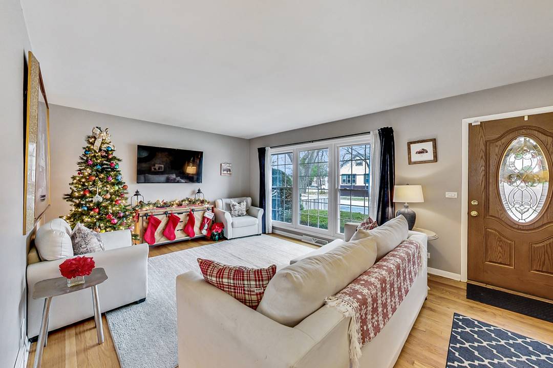 120 Devon, Park Ridge, IL 60068