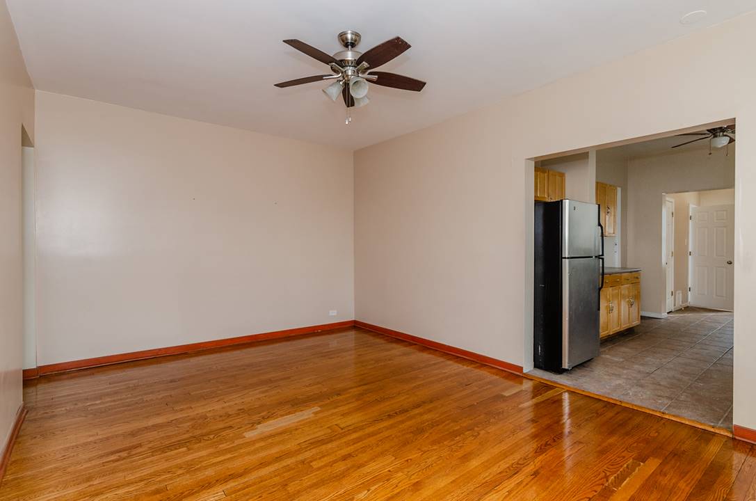 6830 S South Shore, Apt 2, Chicago, IL 60649 - South Shore