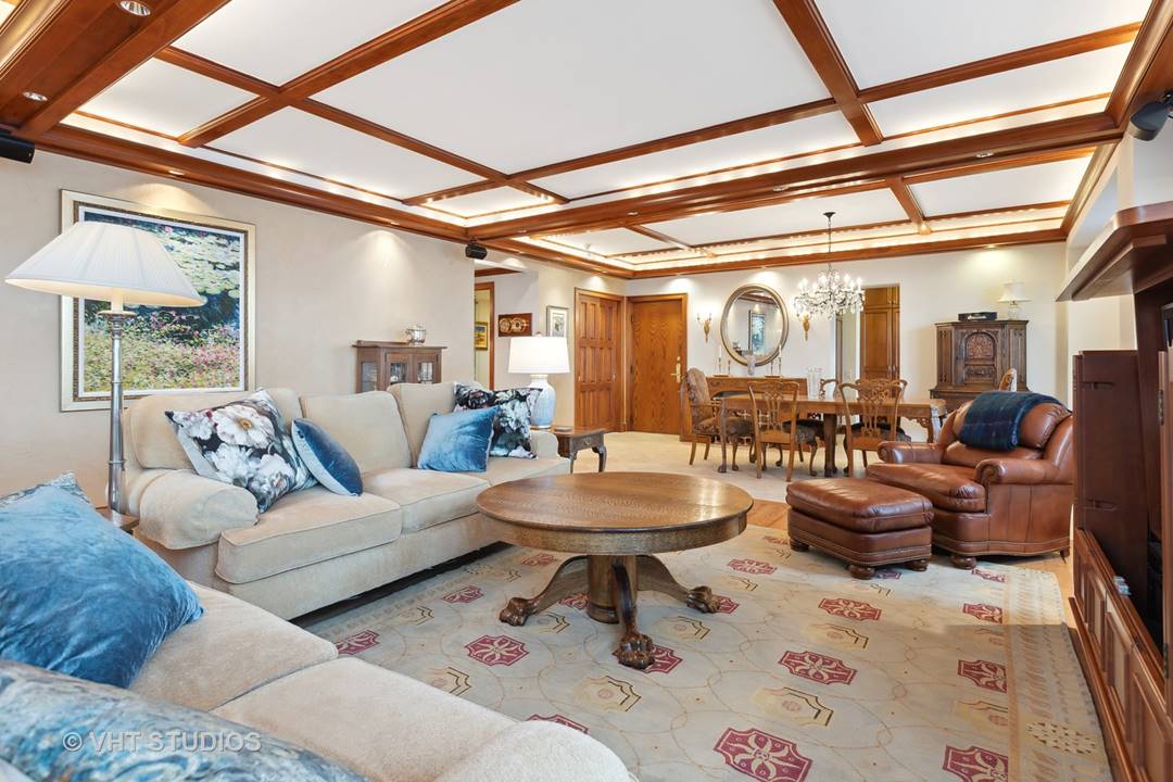 1300 N Lake Shore, Unit 5A, Chicago, IL 60610 - Gold Coast