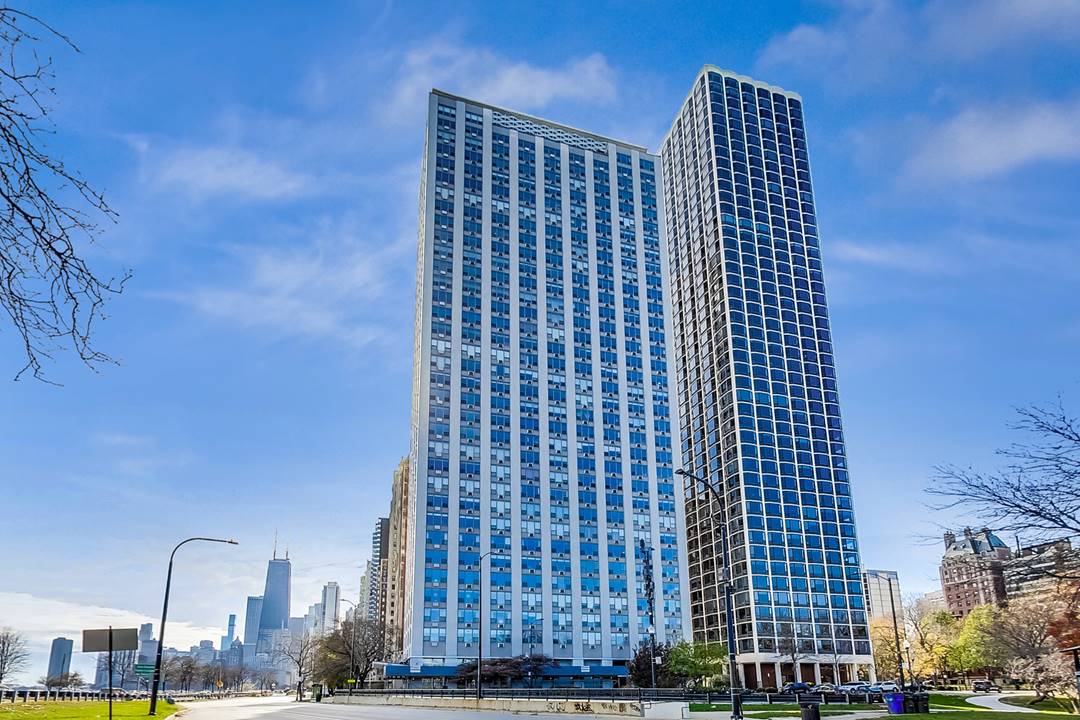 1550 N Lake Shore, Unit 2C, Chicago, IL 60610 - Gold Coast