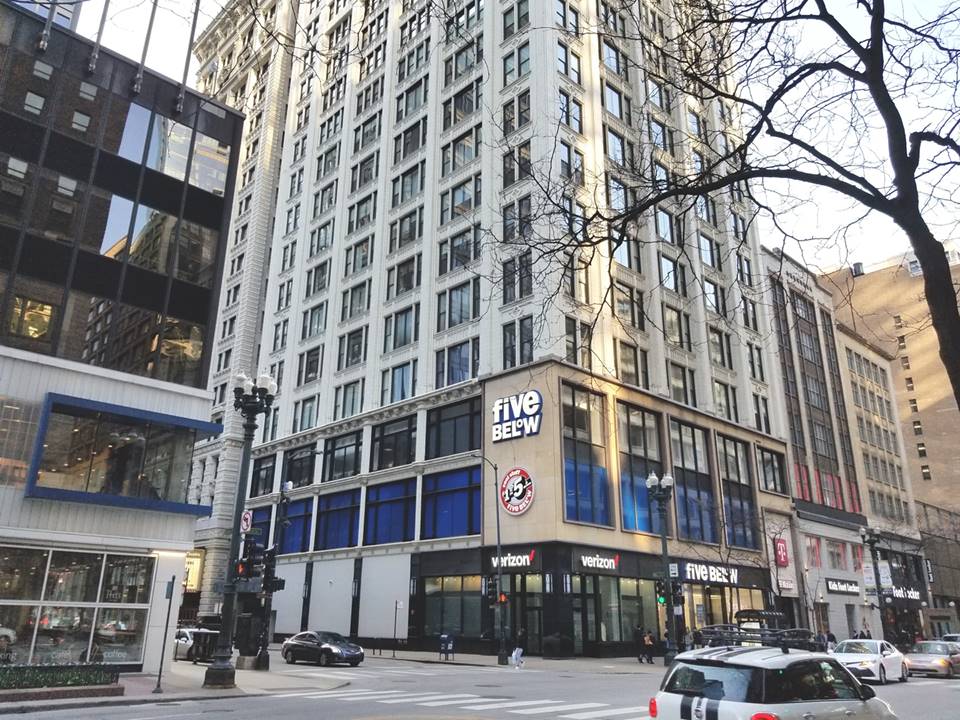 8 W Monroe, Apt 1709, Chicago, IL 60603 - The Loop