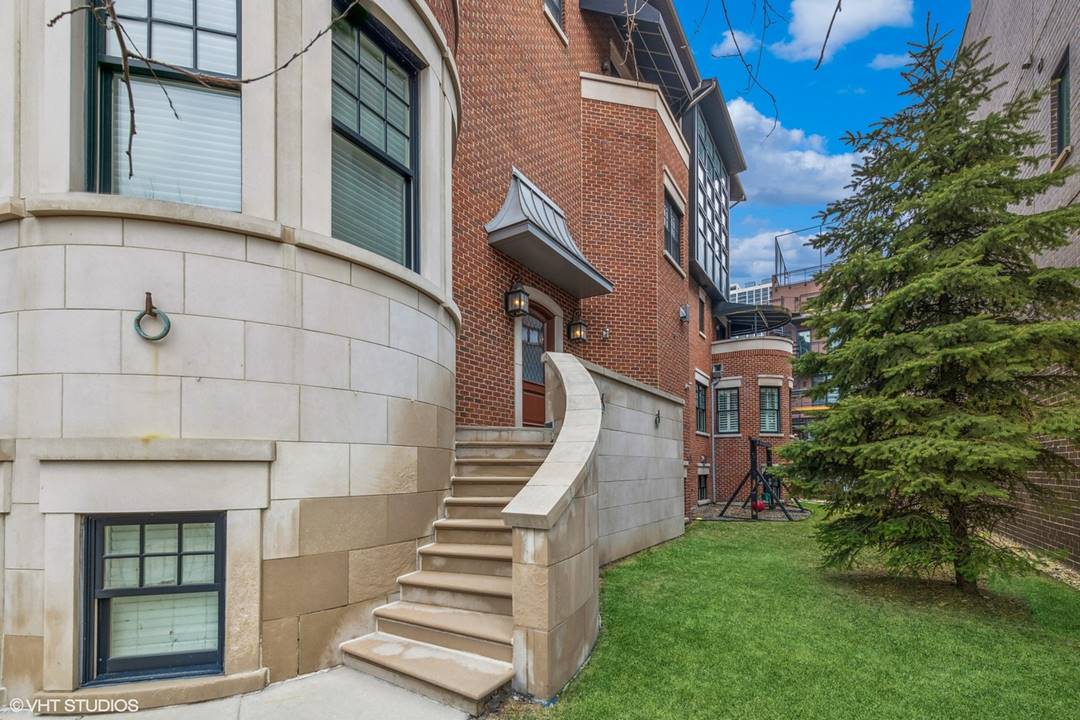 1515 N North Park, Chicago, IL 60610 - Old Town