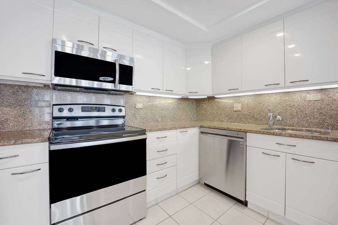 155 N Harbor, Unit 3407, Chicago, IL 60601 - New Eastside