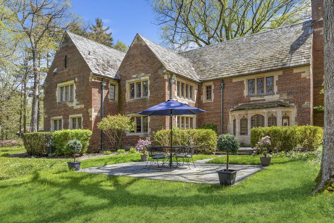 990 E Illinois Lake Forest Il 60045