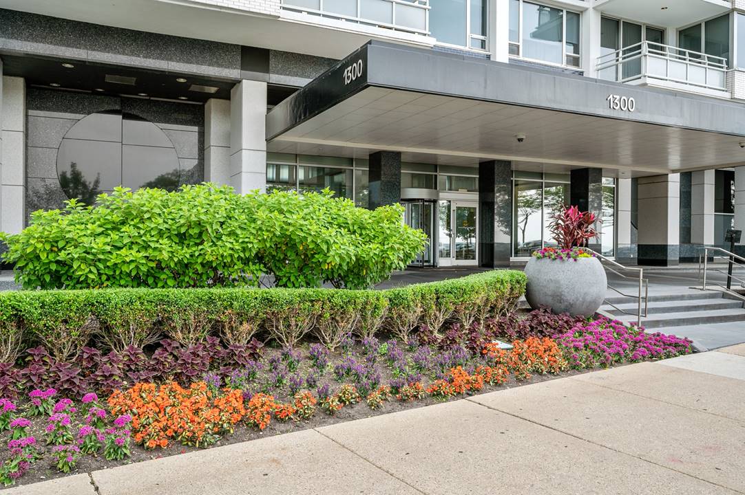 1300 N Lake Shore, Unit 20D, Chicago, IL 60610 - Gold Coast