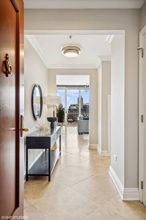 55 E Erie, Unit 3403, Chicago, IL 60611 - River North