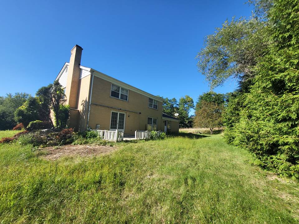 71 Spring Creek, Barrington Hills, IL 60010