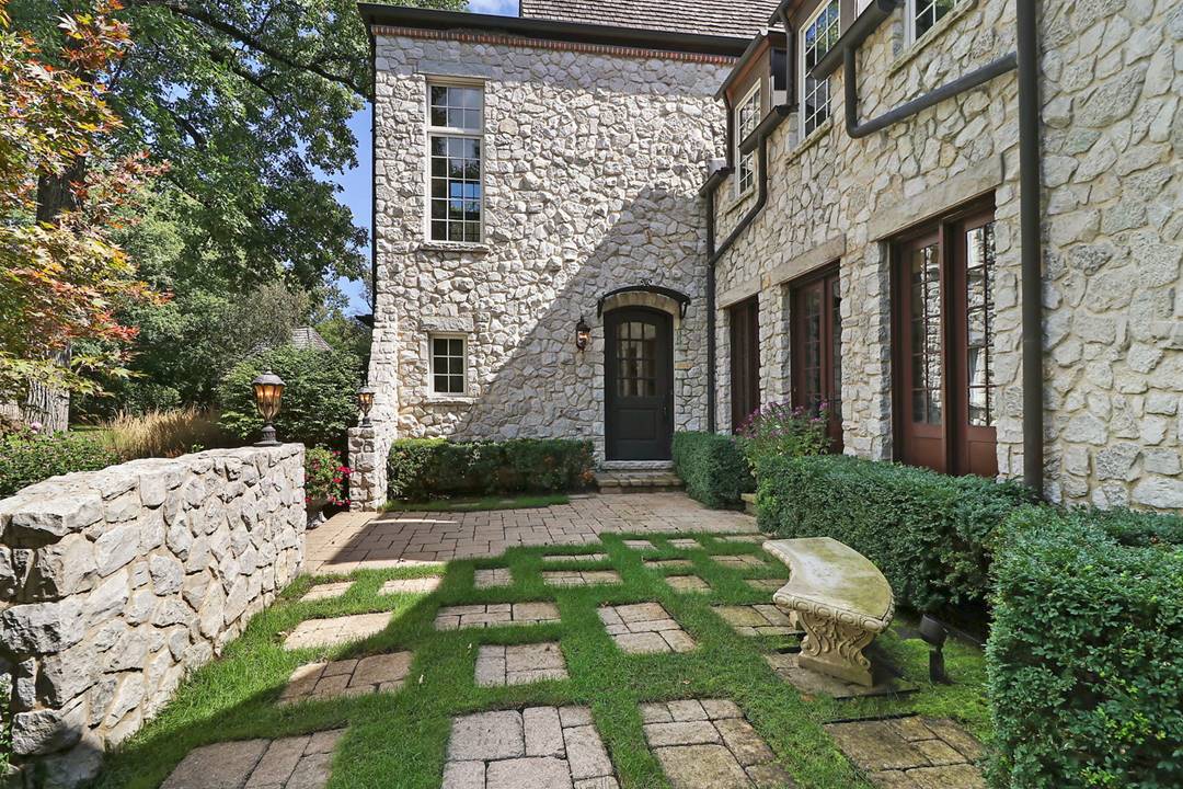 14115 Mettawa Woods, Mettawa, IL 60045