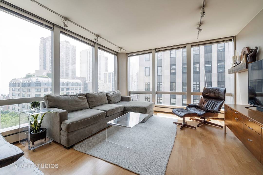 1300 N Astor, Unit 10A, Chicago, IL 60610 - Gold Coast