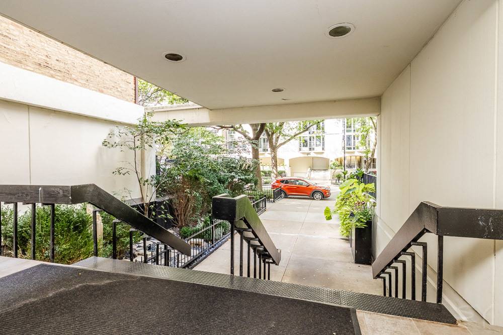 1339 N Dearborn, Unit 15A, Chicago, IL 60610 - Gold Coast