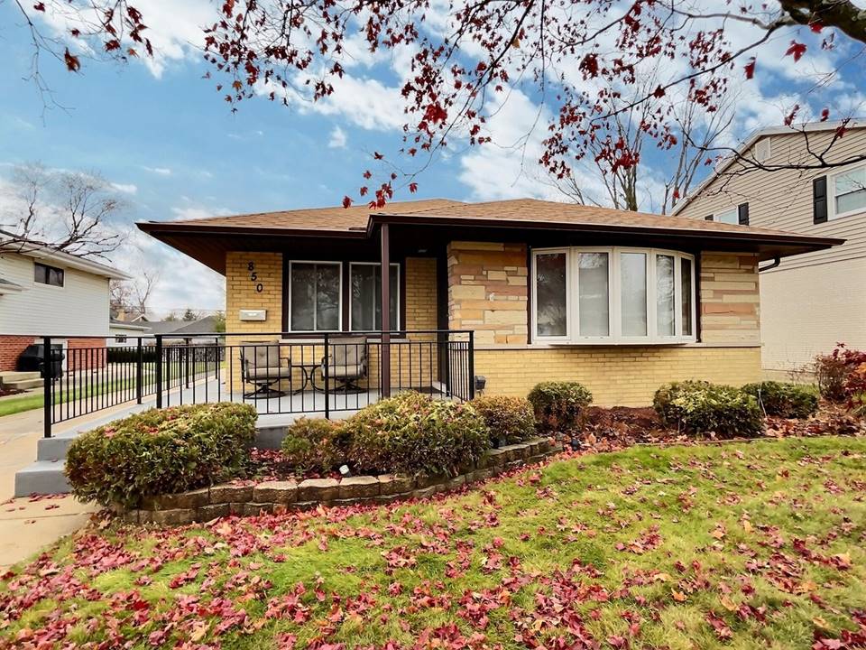 850 S Saylor, Elmhurst, IL 60126
