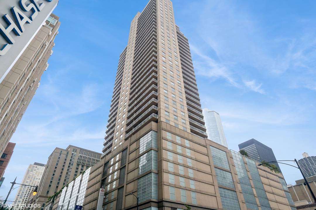 545 N Dearborn, Unit 1511, Chicago, IL 60654 - River North