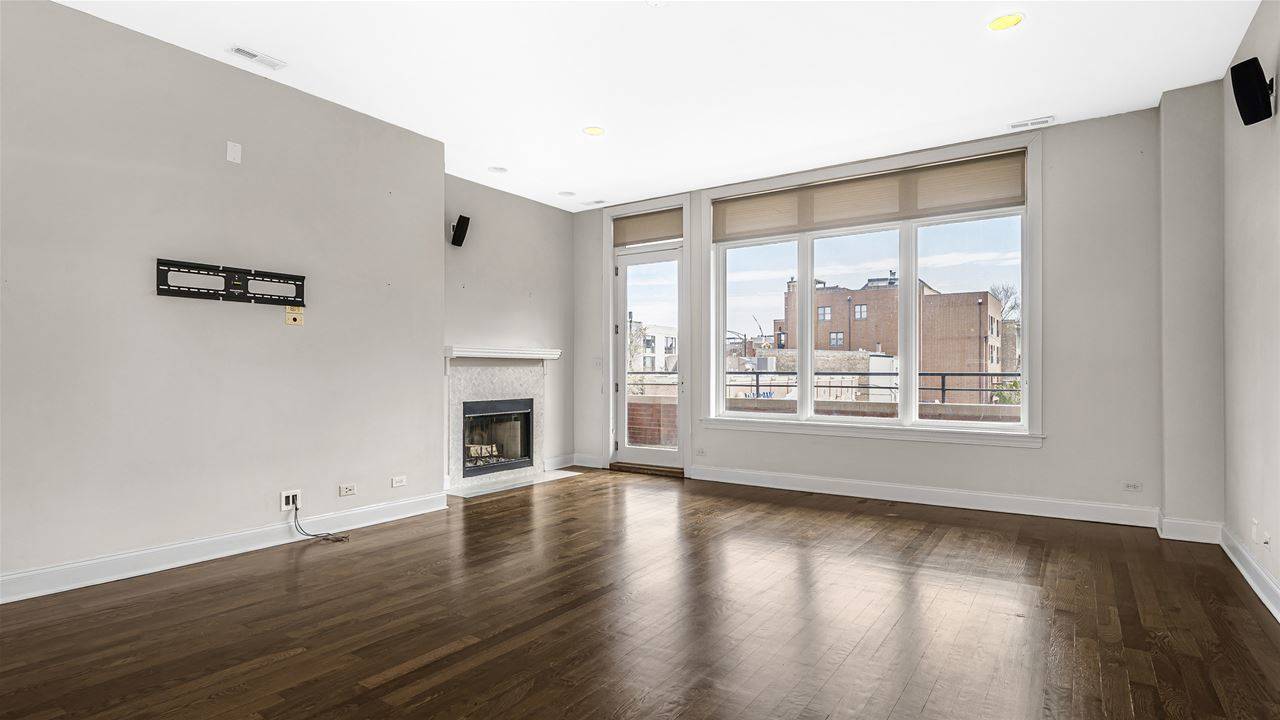 1950 N Damen, Apt 2, Chicago, IL 60622 - Bucktown