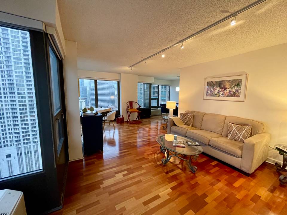 30 E Huron, Apt 2902, Chicago, IL 60611 - River North