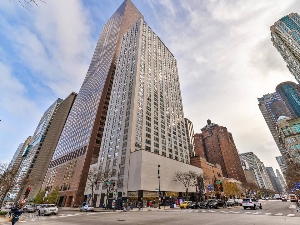 777 N Michigan, Unit 3709, Chicago, IL 60611 - Streeterville