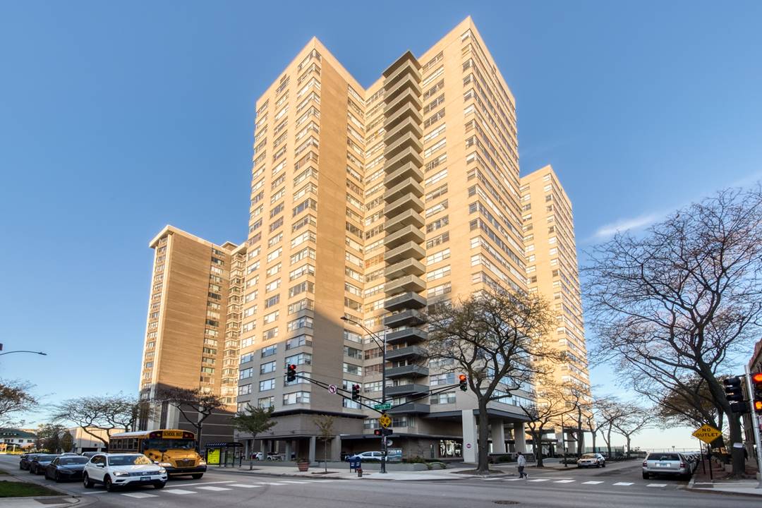6301 N Sheridan, Unit 15N, Chicago, IL 60660 - Edgewater