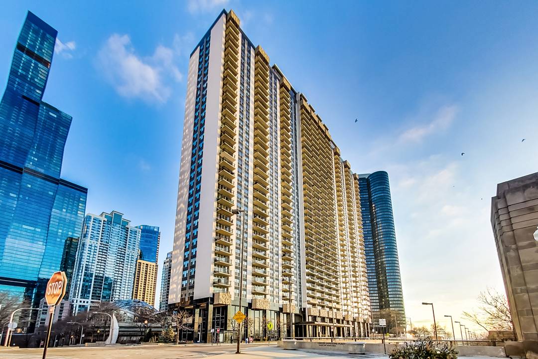 400 E Randolph, Apt 2414, Chicago, IL 60601 - New Eastside