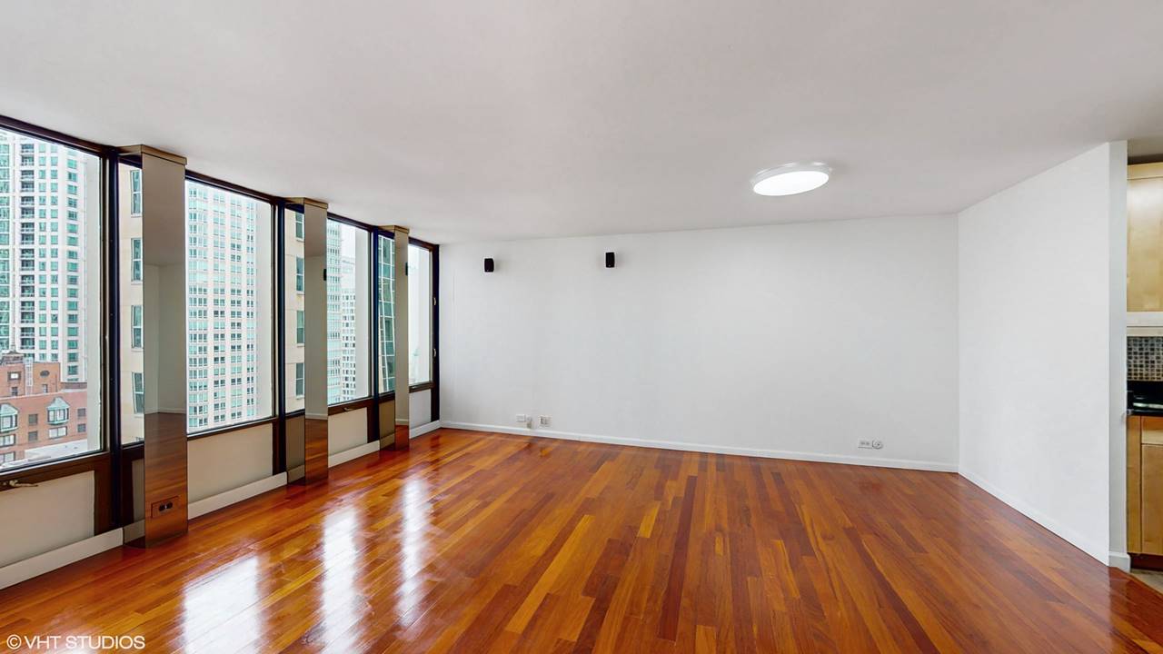 100 E Walton, Unit 31E, Chicago, IL 60611 - Gold Coast