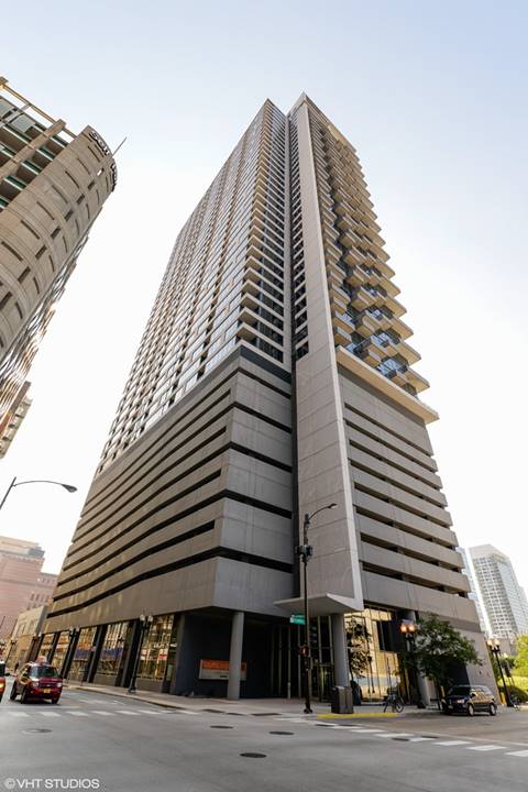 235 W Van Buren, Apt 1701, Chicago, IL 60607 - The Loop