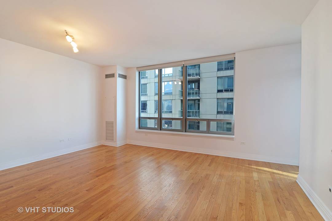 600 N Lake Shore, Apt 1910, Chicago, IL 60611 - Streeterville