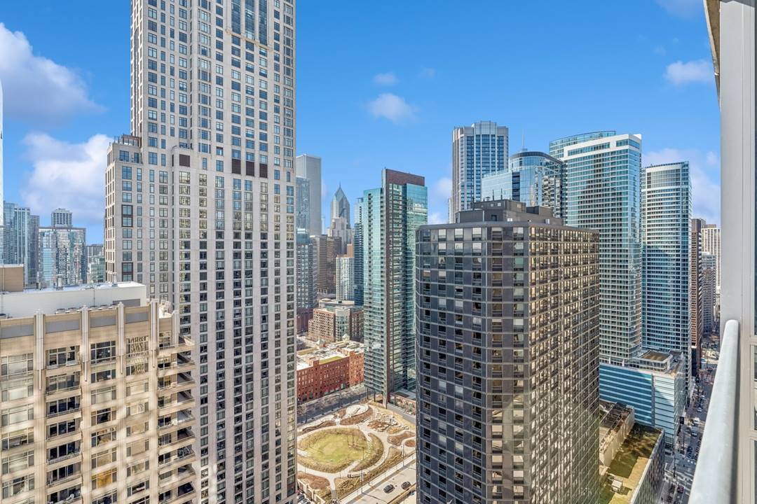 600 N Lake Shore, Unit 3208, Chicago, IL 60611 - Streeterville