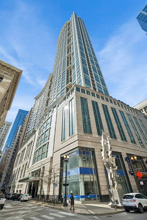 130 N Garland, Unit 4103, Chicago, IL 60602 - The Loop