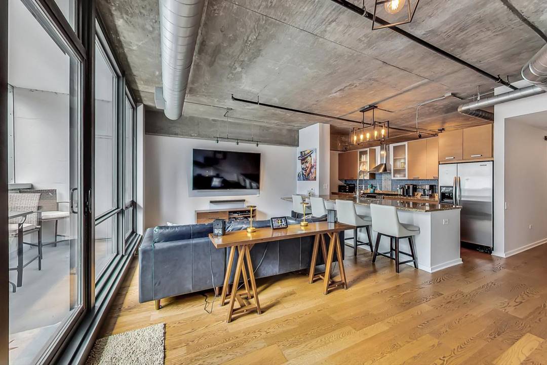 240 E Illinois, Unit 504, Chicago, IL 60611 - Streeterville