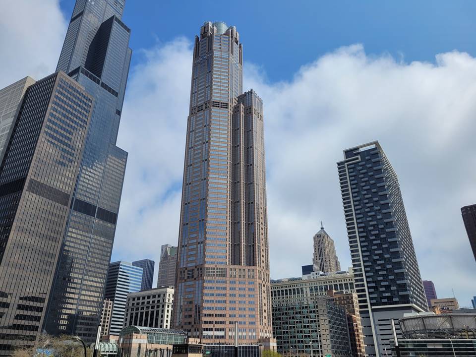 235 W Van Buren, Apt 2412, Chicago, IL 60607 - The Loop