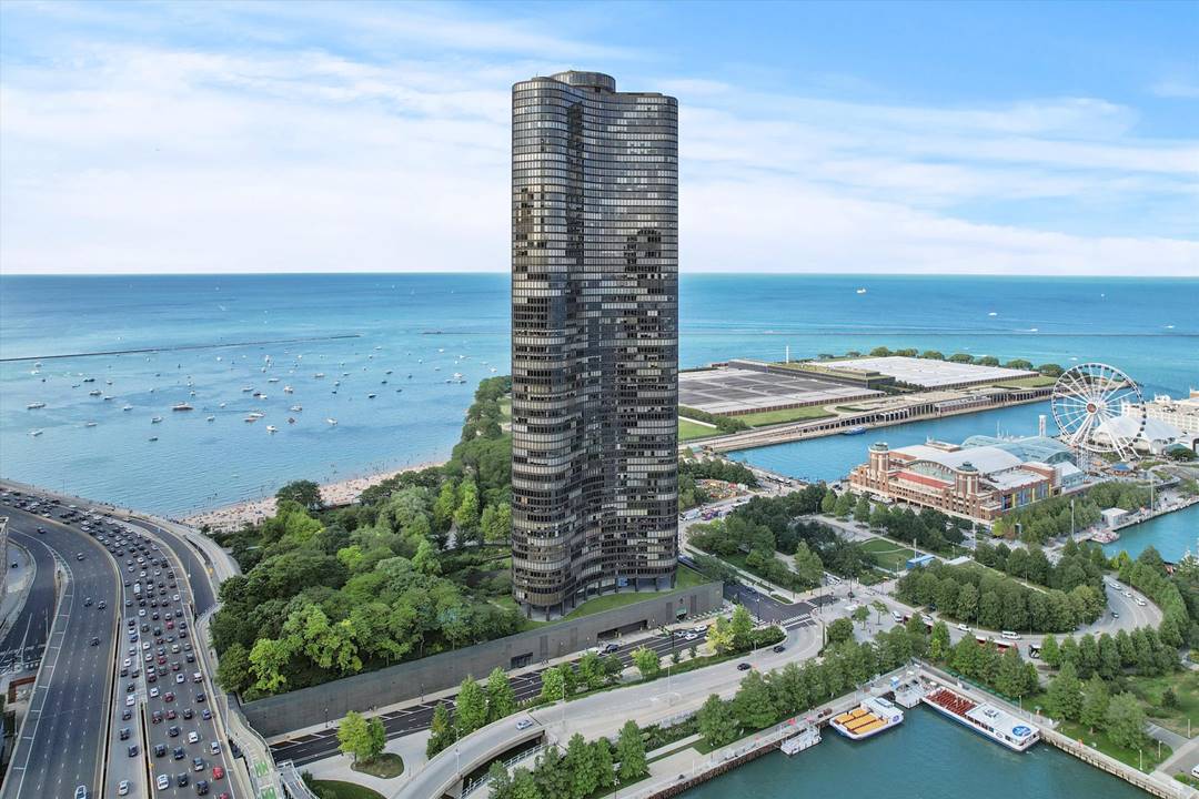 505 N Lake Shore, Unit 3706-3707, Chicago, IL 60611 - Streeterville