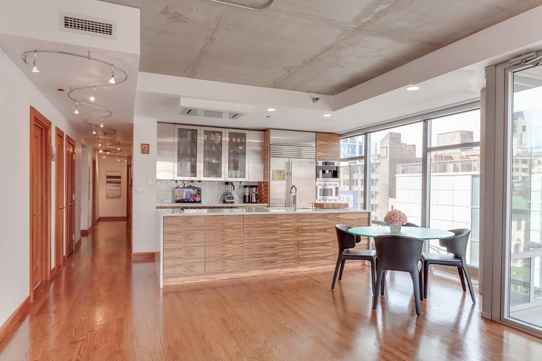 201 W Grand, Unit 501, Chicago, IL 60654 - River North