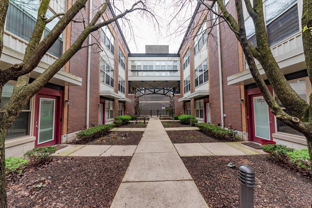 1244 W Monroe, Apt 10, Chicago, IL 60607 - West Loop
