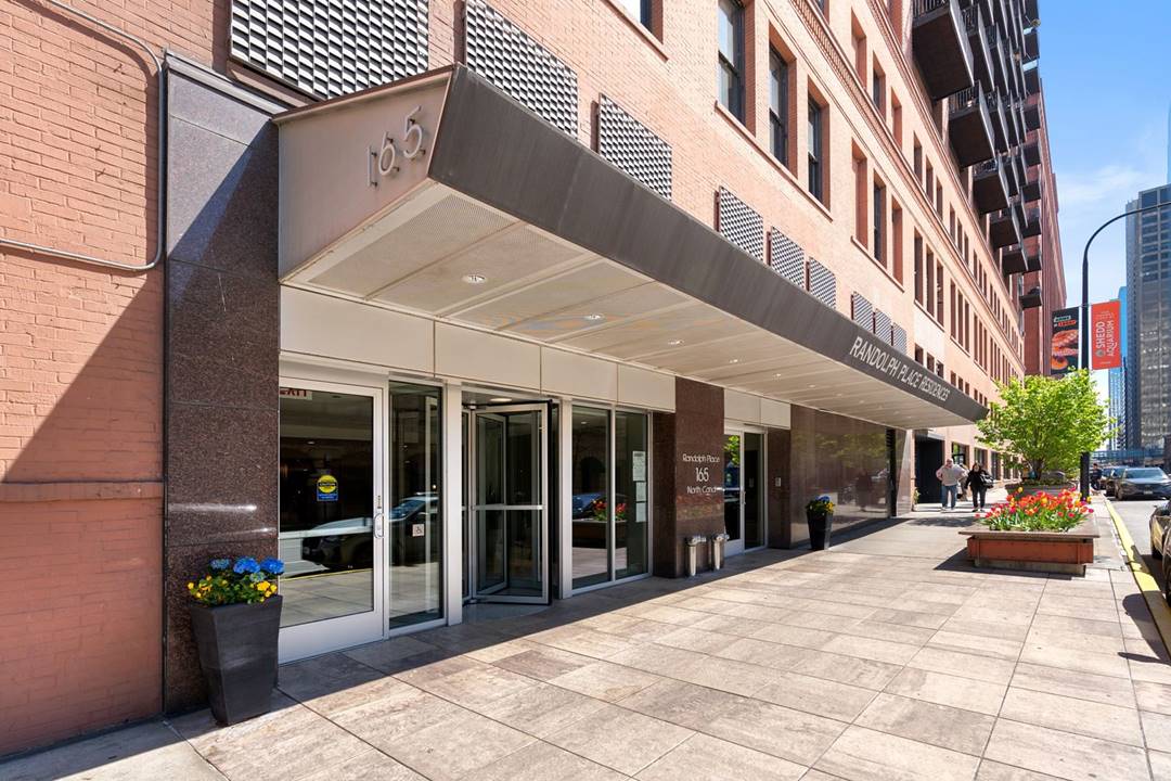 165 N Canal, Unit 630, Chicago, IL 60606 - The Loop
